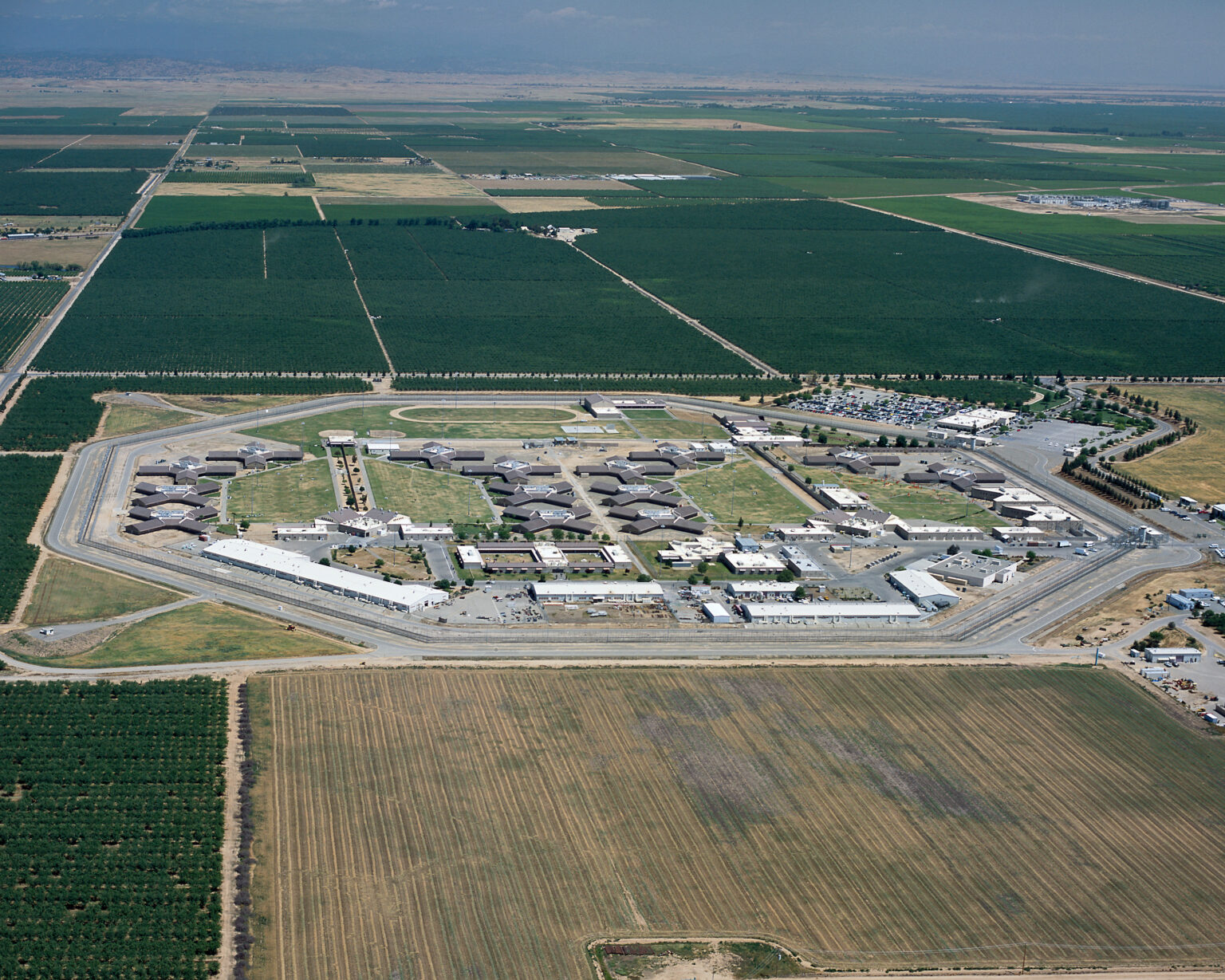Old prison infrastructure a major hurdle for heat mitigation in ...